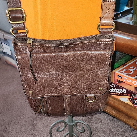 Fossil | Bags | Leather Fossil Crossbody Bag | Poshmark